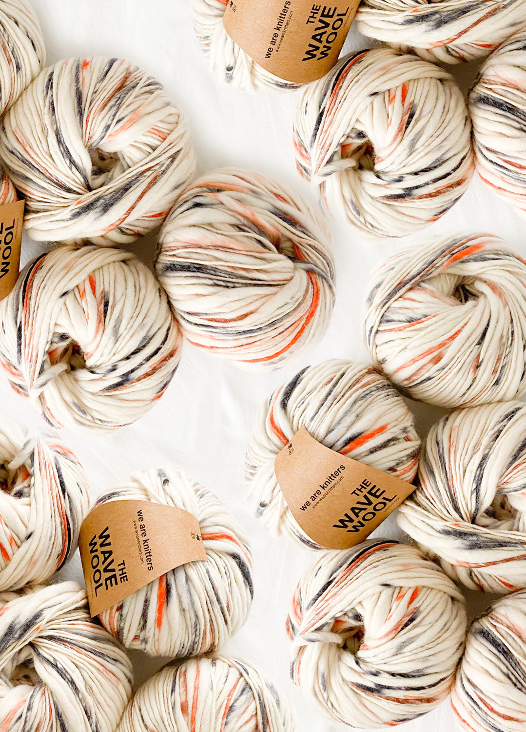 The Wave wool is extremely soft and easy to knit with. Thanks to its ...